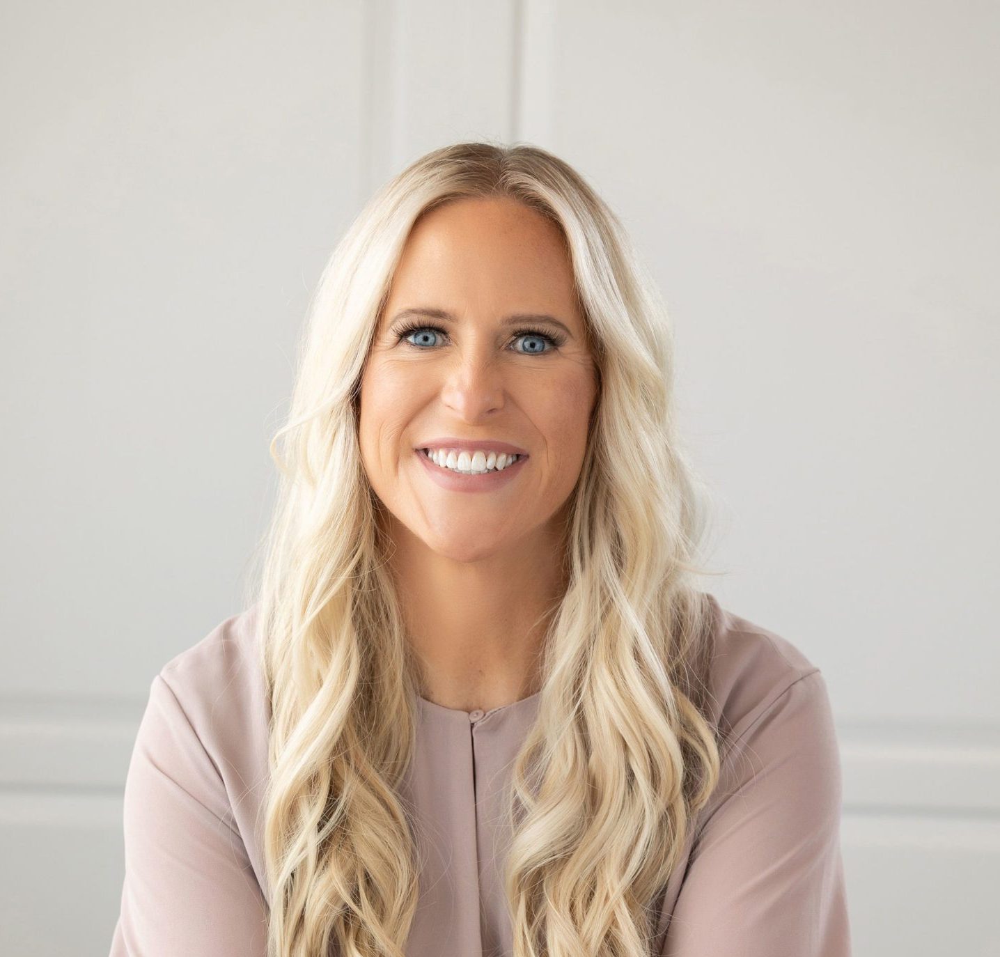 Nicole Middendorf - Eagles Talent